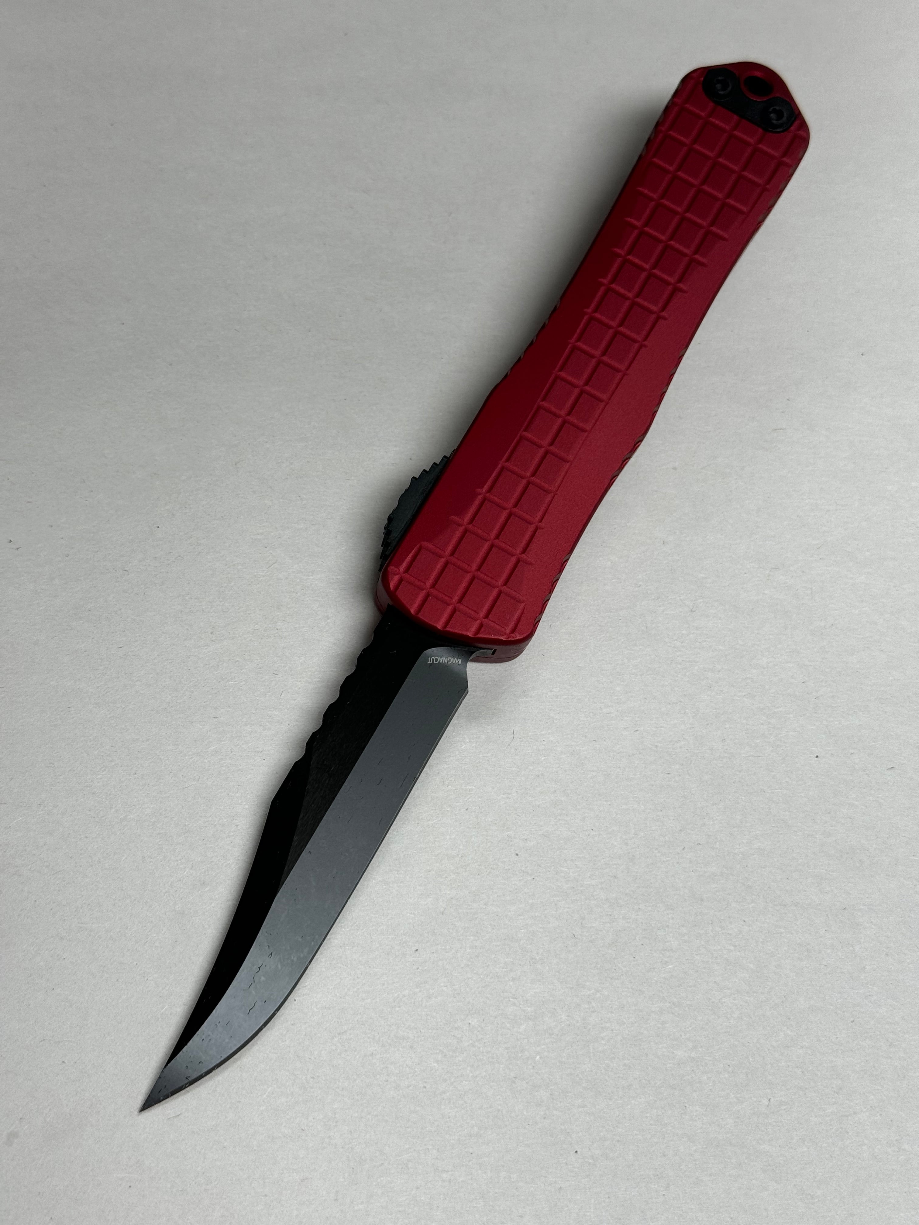 Heretic Knives Manticore E Red Grenade Grip w/ DLC Bowie MagnaCut H026