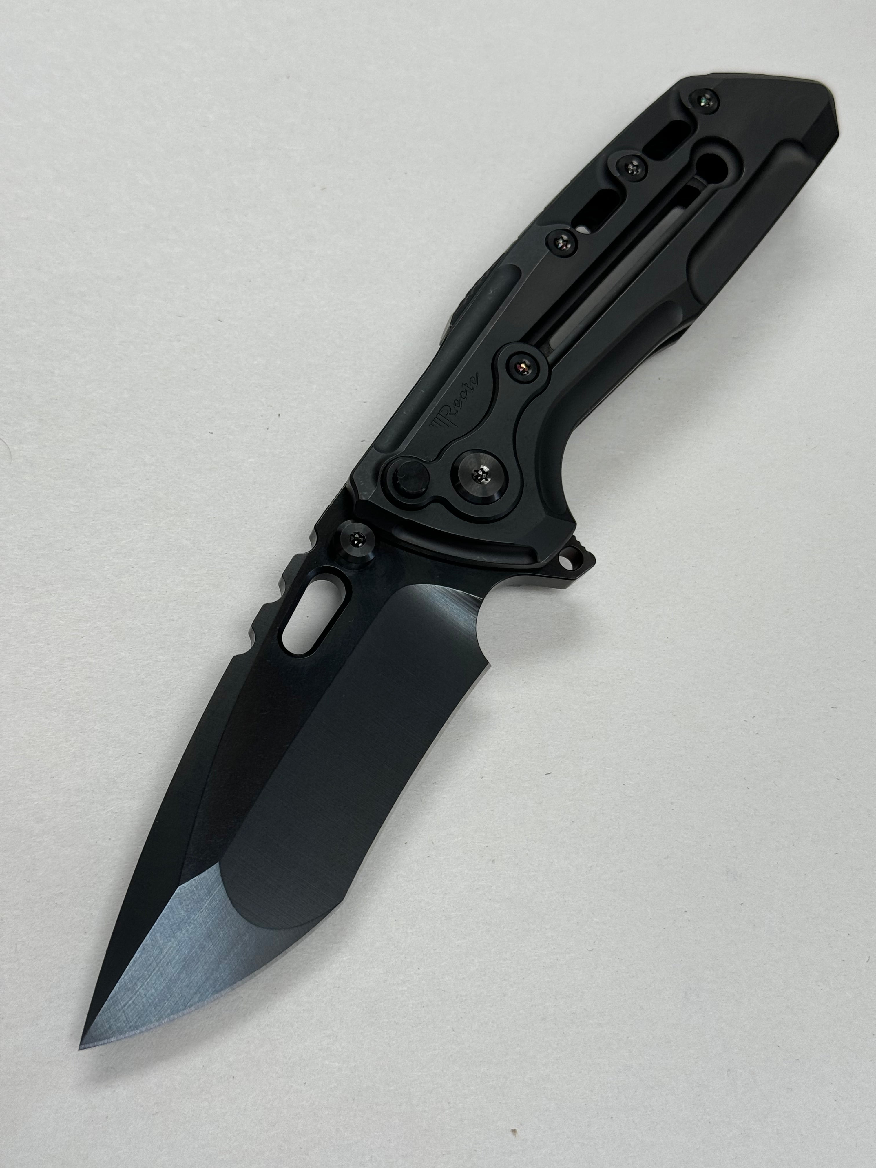 Reate T1000 V2 Flipper DLC Milled Titanium & DLC Recurve M390 – BR OP