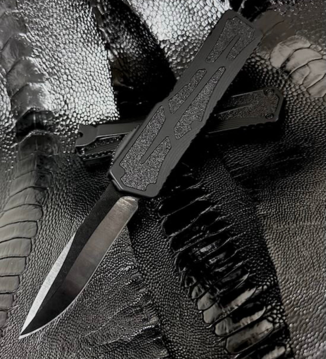 Heretic Knives Recurve Colossus Tactical MagnaCut OTF Automatic Knife