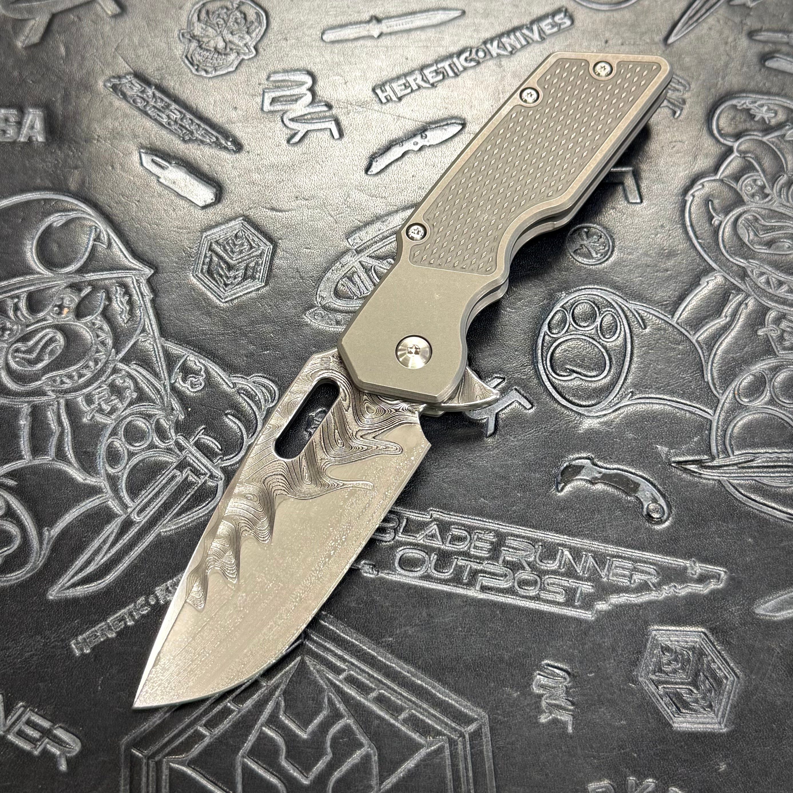 Attn2Detail Mercantile Mk.1 Large Custom Shop - Drop Point Rising Grin ...
